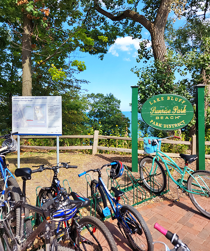 Cyclists find the perfect parking spot at Sunrise Park, where two-wheeled adventures begin and end with breathtaking lake views. Talk about a scenic pit stop!