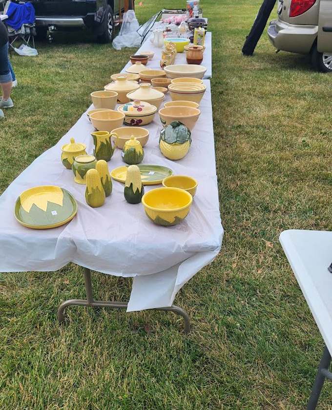 Sunny yellow pottery with corn motifs, perfect for Midwest kitchens looking for a touch of nostalgic charm.