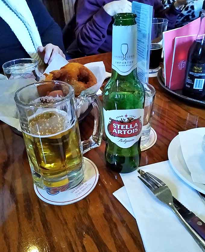 Cold beer and good conversation &ndash; the universal language of taverns everywhere, spoken fluently at Casey's with every perfectly poured pint.