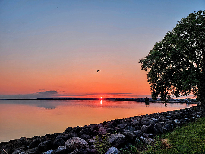 Mother Nature showing off at day's end &ndash; the kind of sunset that makes you forget to check your phone for hours.