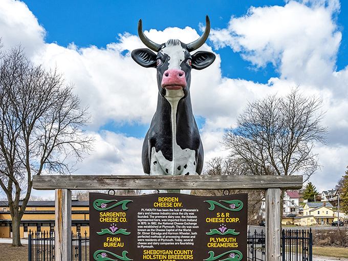 This giant cow statue pays homage to Plymouth's dairy heritage &ndash; because when you're the Cheese Capital, go big or go home!