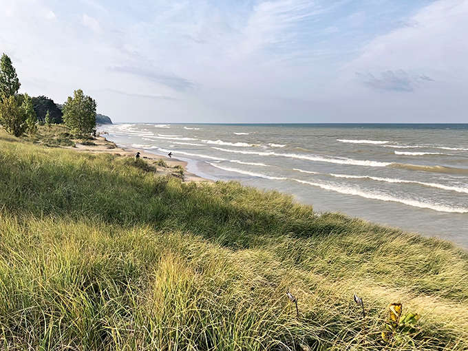 A serene moment captured where water meets sky, proving that sometimes the most beautiful things are also the simplest, no filter needed.