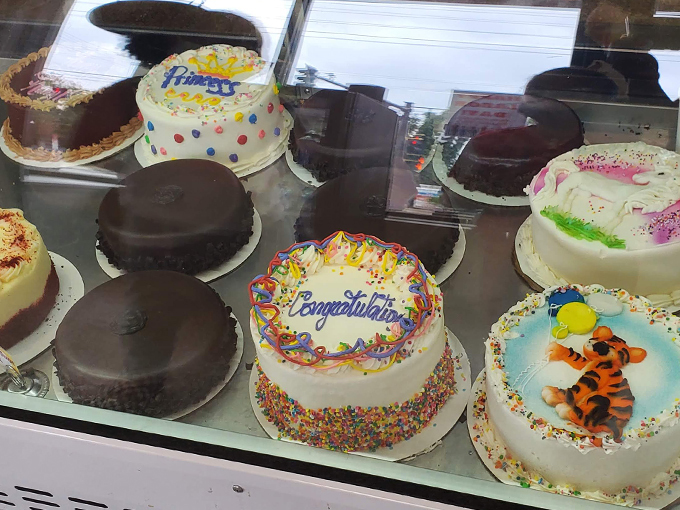 A Baker's Wife's Pastry Shop 6