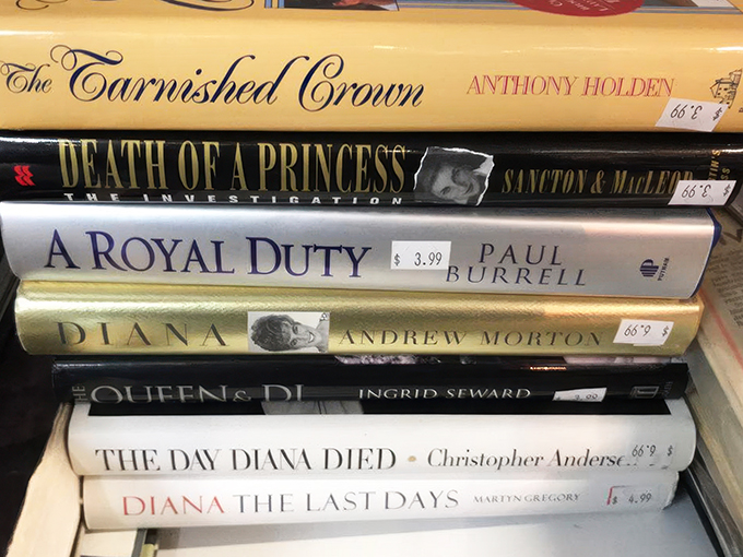 Albella Bargain Store 7