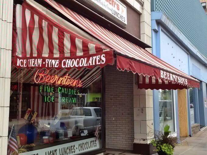 Beerntsen's Confectionary Inc (Manitowoc)