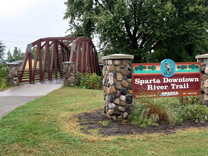 Ben Bikin' Sculpture 4