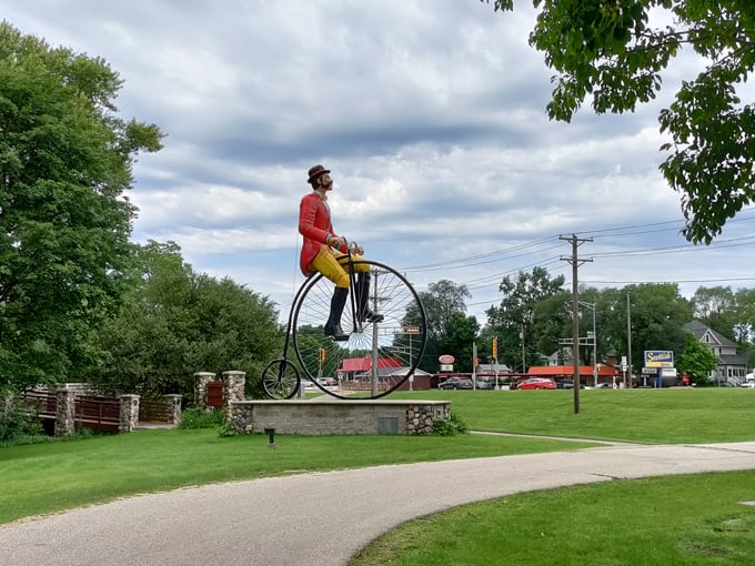 Ben Bikin' Sculpture 5