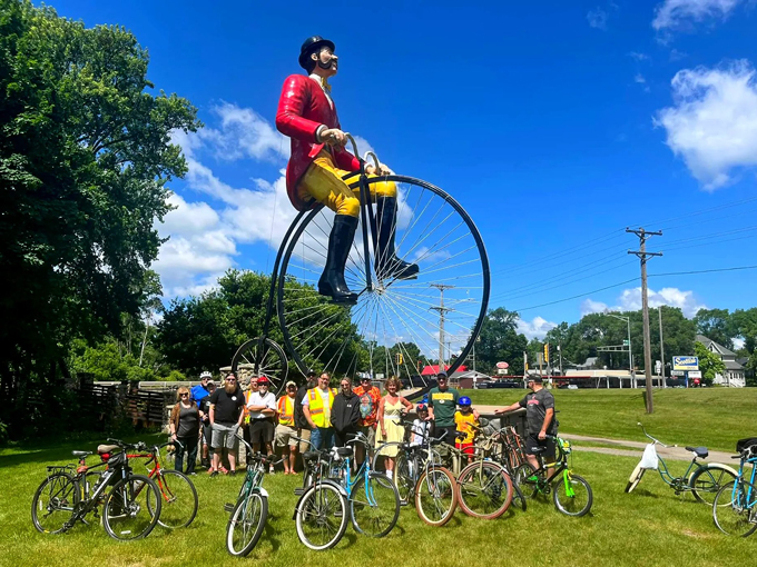 Ben Bikin' Sculpture 6