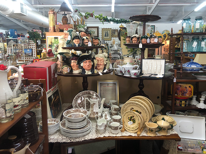 Benson Corners Antique Mall 5