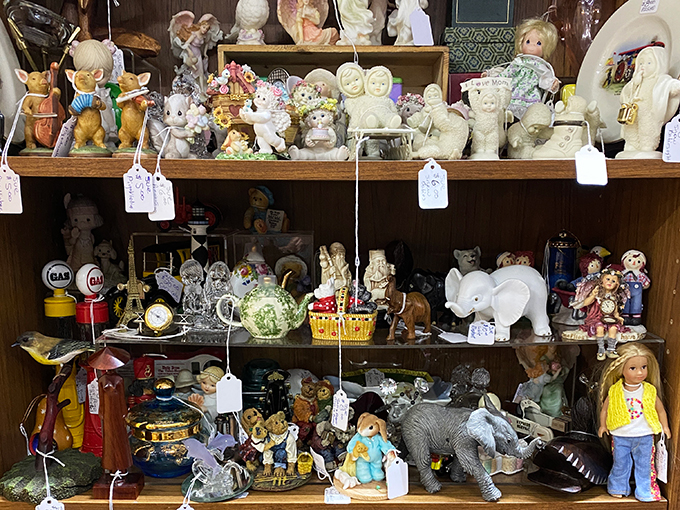 Benson Corners Antique Mall 7