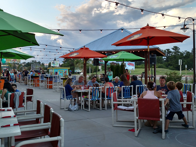 bobbers island gril 7