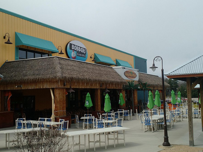 bobbers island grill 2