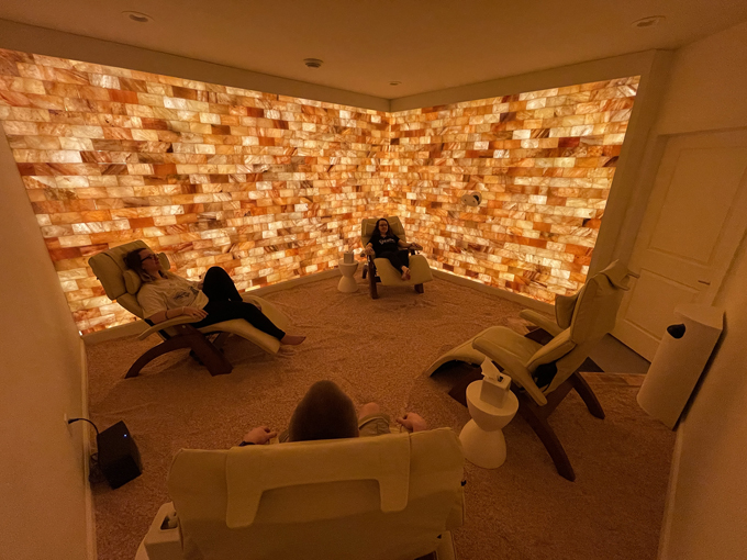 Breathe Salt & Sauna 1