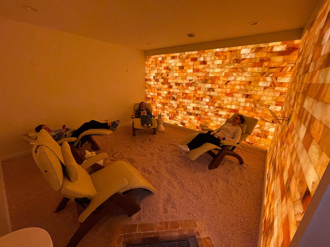 Breathe Salt & Sauna 4