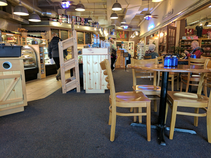 Caramel Crisp & Cafe 8