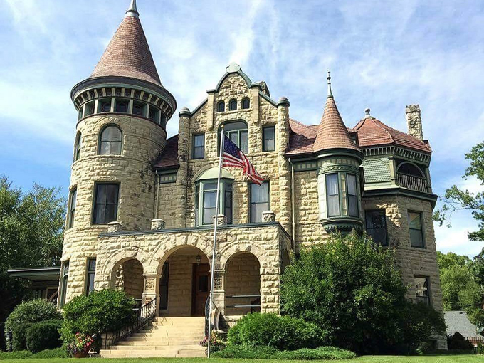 Castle La Crosse Bed and Breakfast (La Crosse)