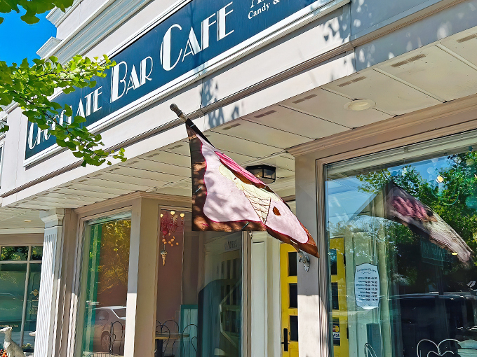 Chocolate Bar Cafe 1