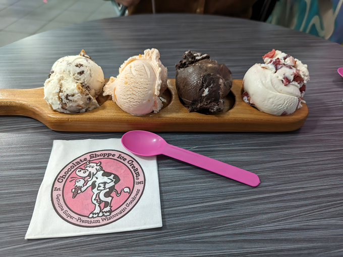 Chocolate Shoppe Ice Cream Co 5