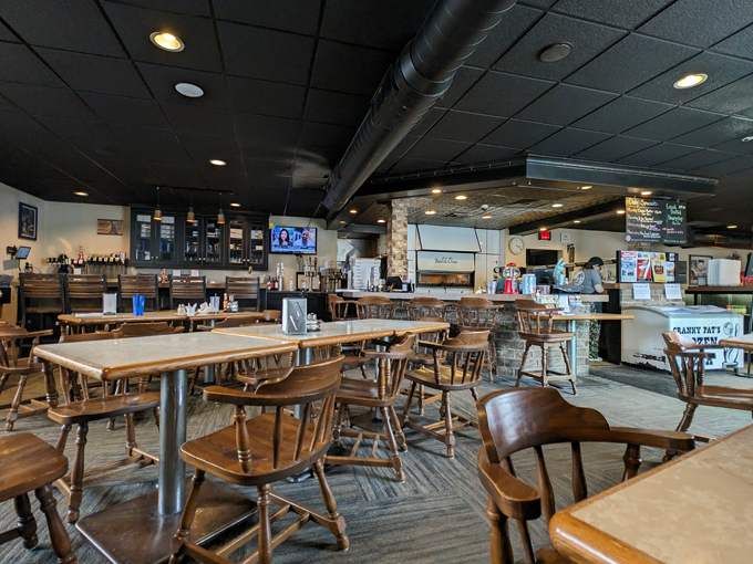 Cranky Pat's Pizzeria 2