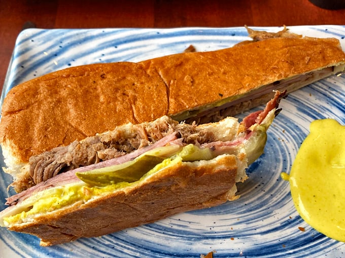 Cubanitas Oak Creek 3