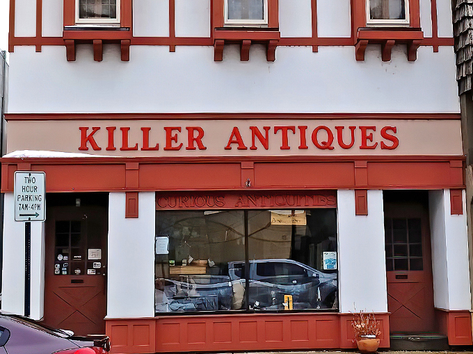 Curious Antiquities & Killer Antiques 1