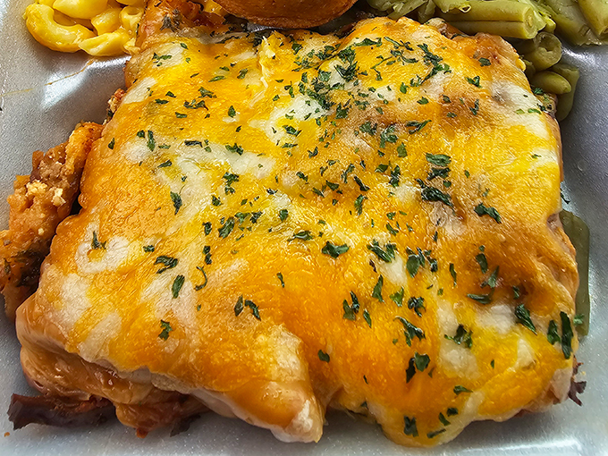 Daddy&rsquo;s Soul Food & Grille 9