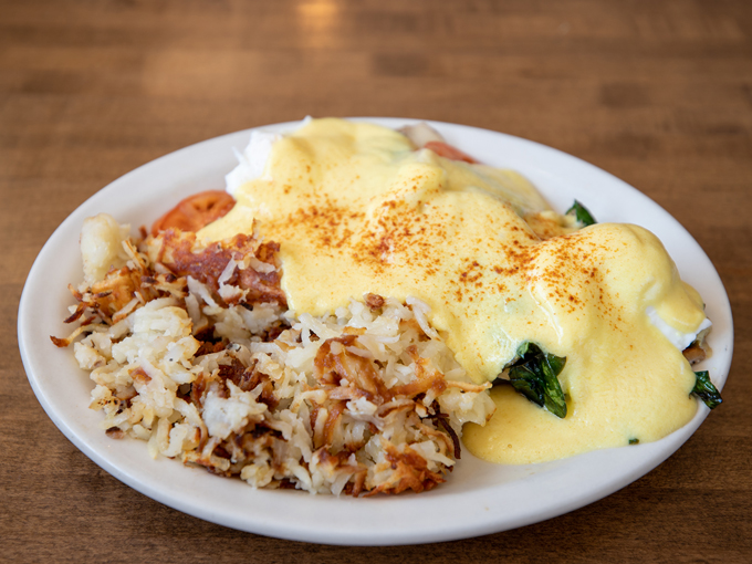 Dairyland Family Restaurant 4