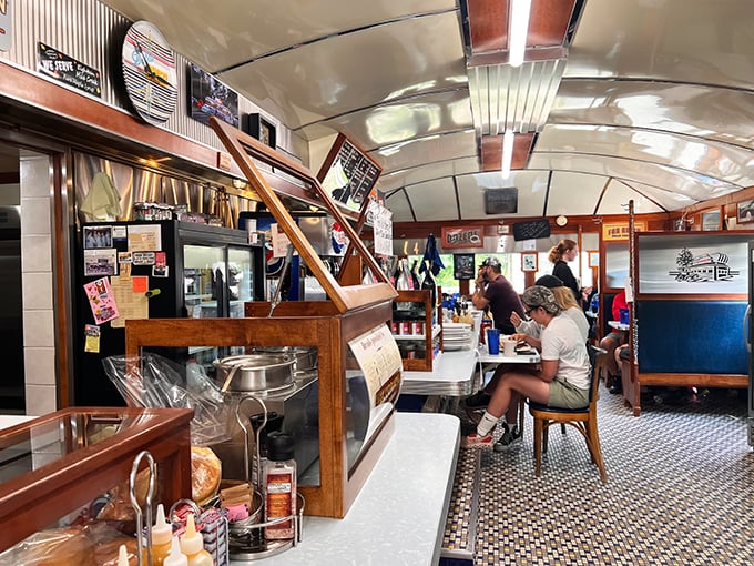 Delta Diner in Mason 8