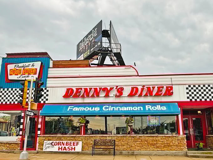 Denny's Diner 1