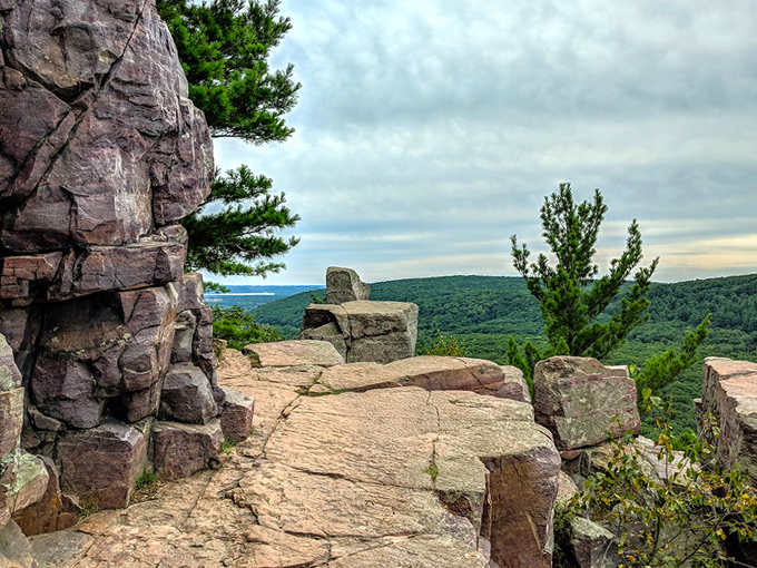 Devil's Doorway Loop 3