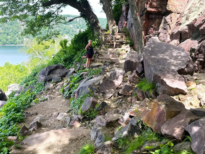 Devil's Doorway Loop 5