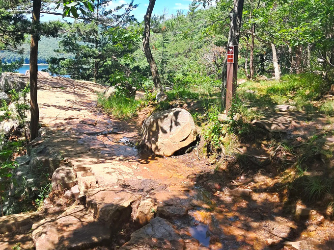 Devil's Doorway Loop 8