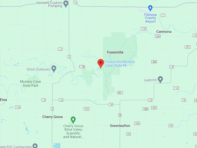 forestville mystery cave state park 10 map