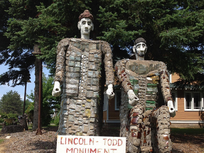 Fred Smith's Wisconsin Concrete Park 3