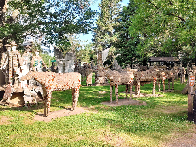 Fred Smith's Wisconsin Concrete Park 6