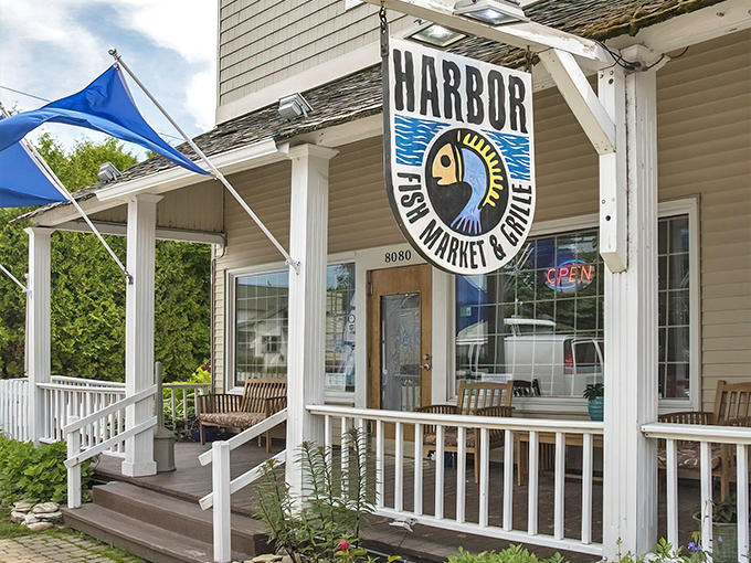 Harbor Fish Market & Grille 1