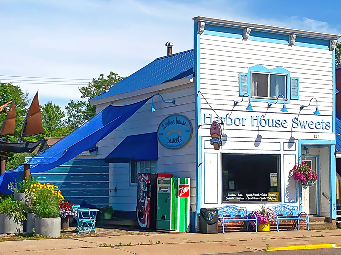 Harbor House Sweets 1
