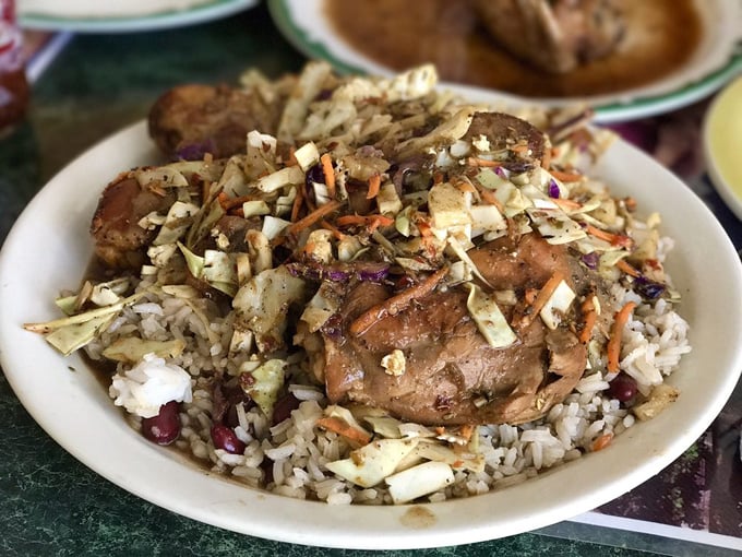 harry singh&rsquo;s original caribbean restaurant 3