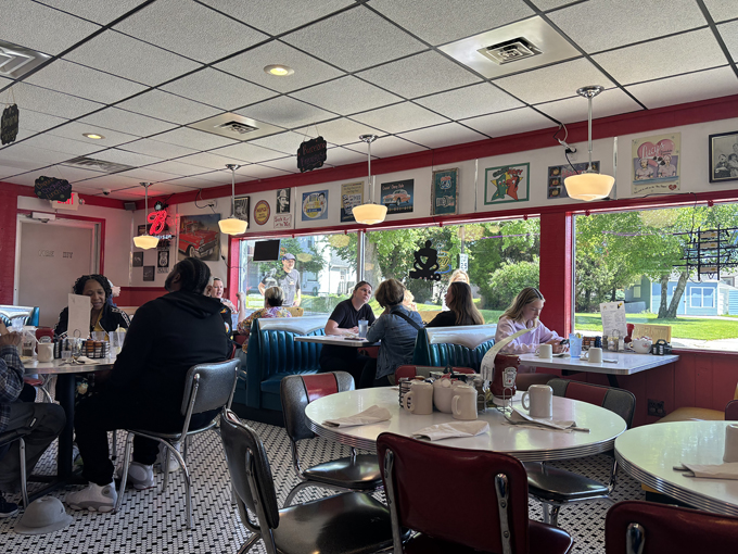 Harry's Diner 5
