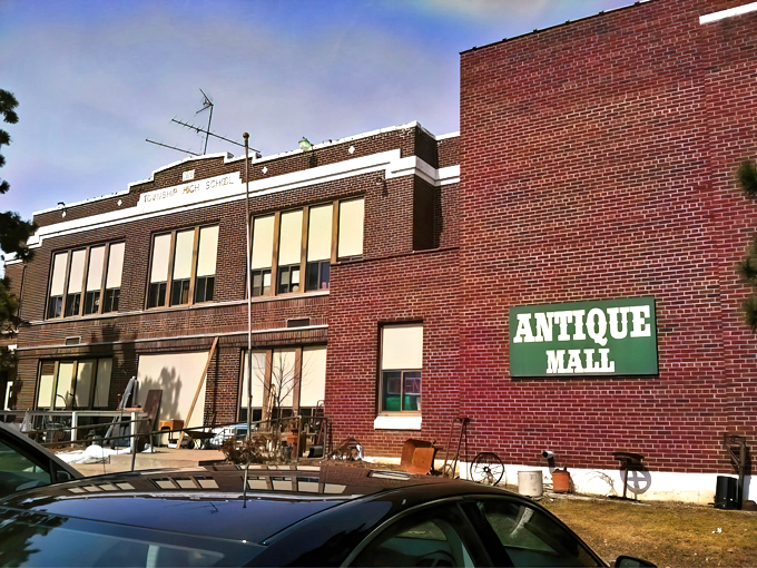 Hixton Antique Mall 1