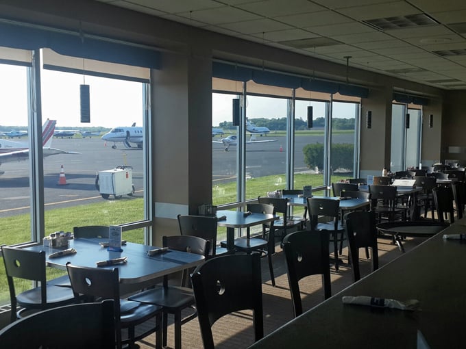 jet room restaurant 2