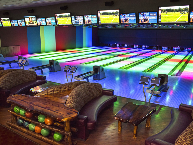 Knuckleheads Trampoline Park 3