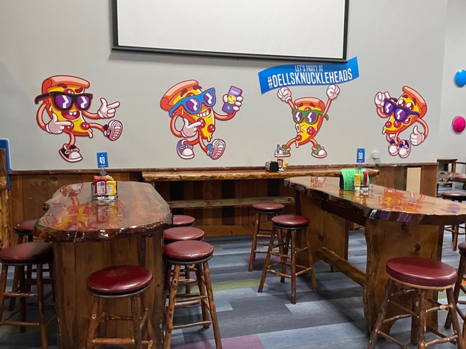 Knuckleheads Trampoline Park 7