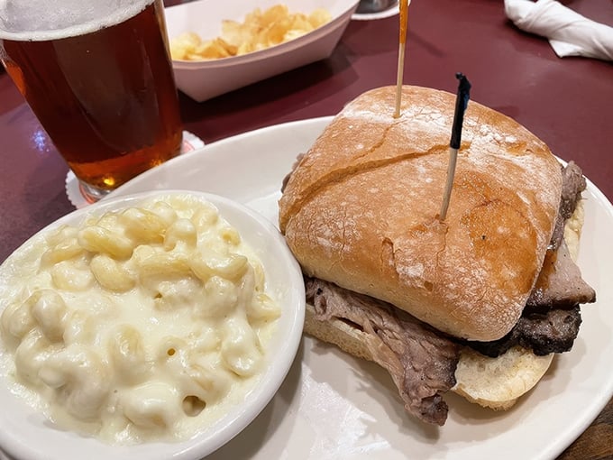 Kurtz's Pub & Deli 7