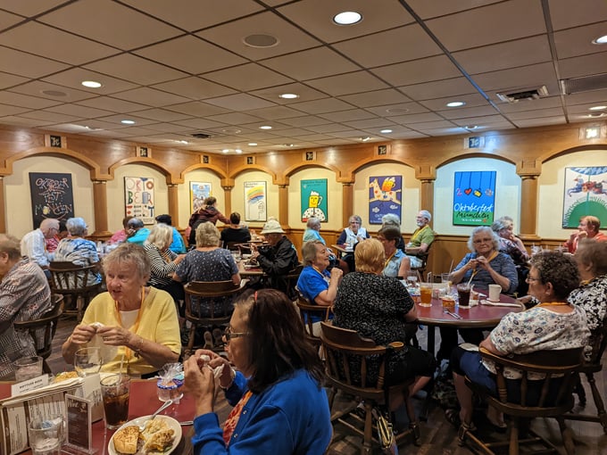 kurtz's pub & deli 9