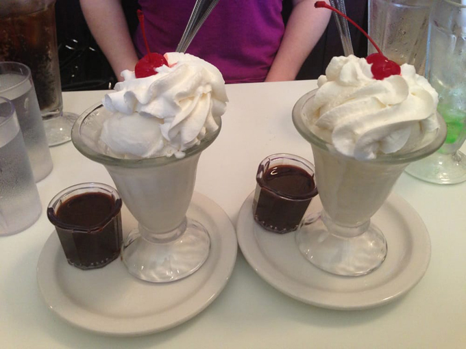 lagomarcino's confectionery 4