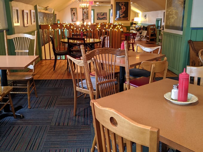 lazy jane's cafe and bakery 2