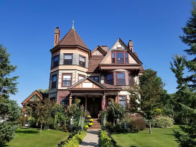 lechateau the manor b&b 1