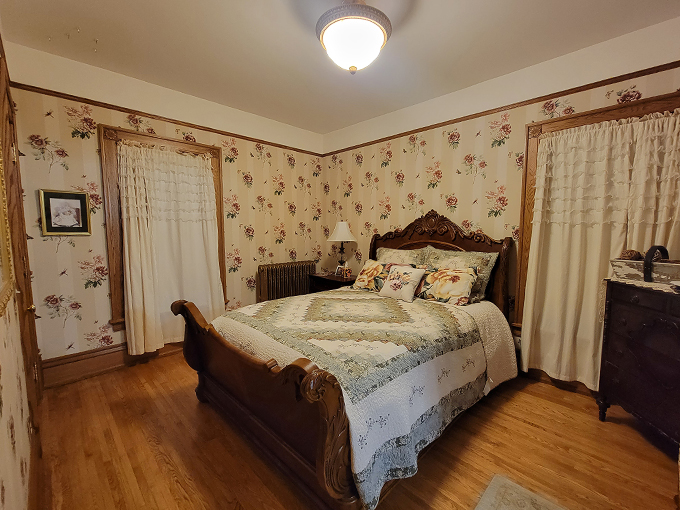 lechateau the manor b&b 4