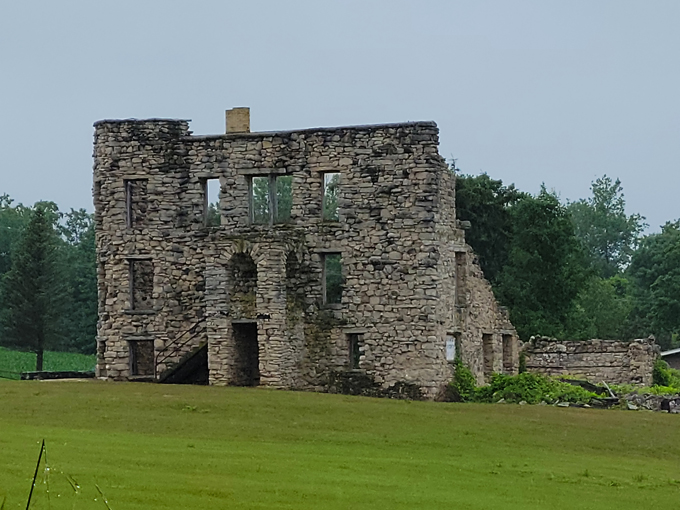 Maribel Caves Hotel 8